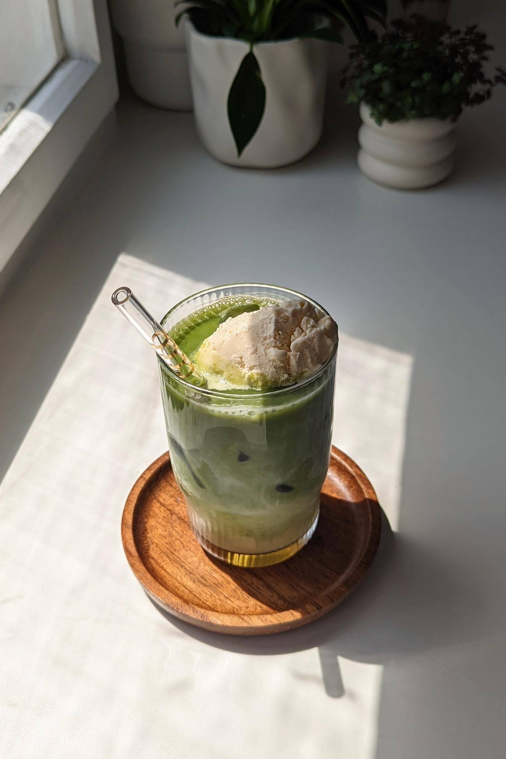 Iced Matcha Float Rezept | Happy Plates