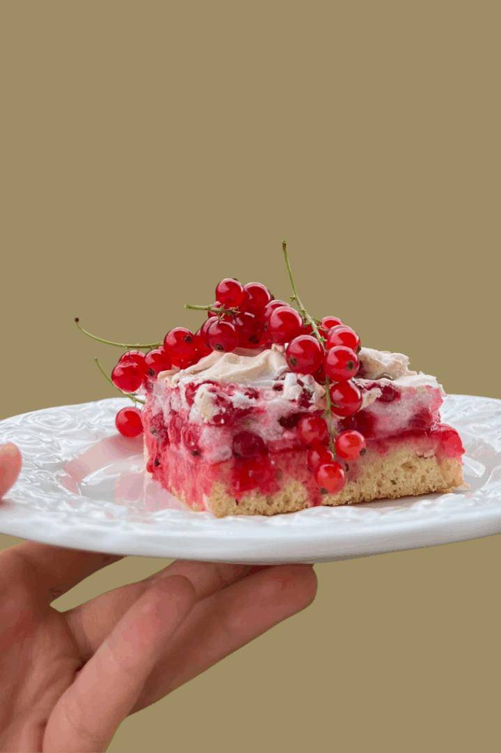 Ribisel-Baiser-Kuchen Rezept | Happy Plates